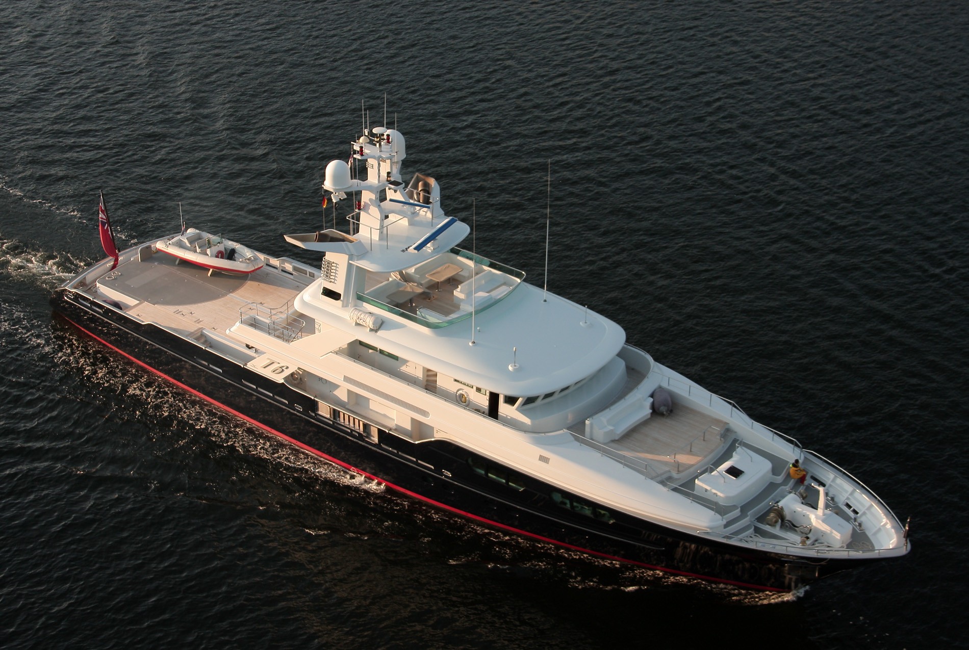 Yacht T6, Flyghtship Construction | CHARTERWORLD Luxury Superyacht Charters